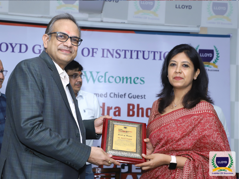 Lloyd Convergence Conclave | October, 06, 2021